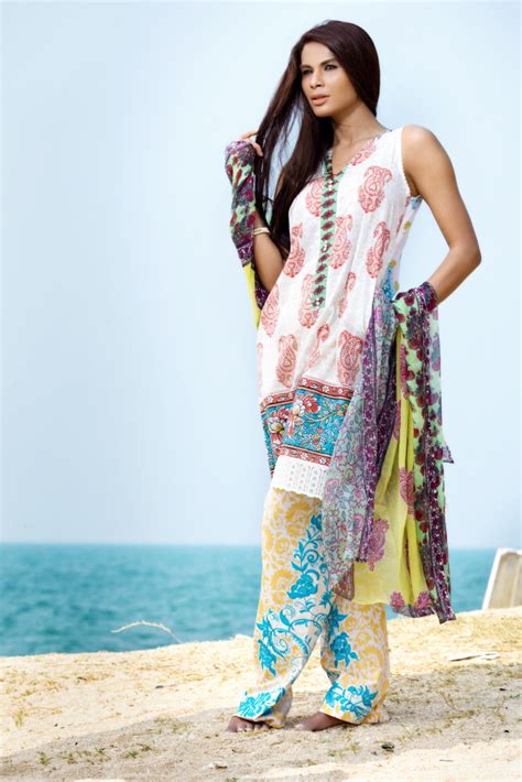 Lawn 2014 By Noor E Batool At