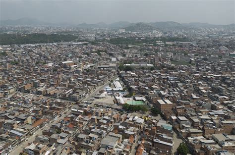 Como O Complexo Da Maré Se Transformou Num Desafio à Segurança Pública