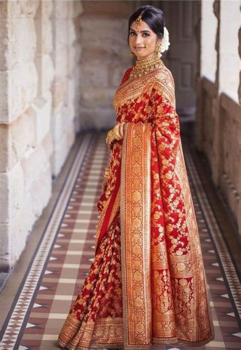 Bengali Haldi Look 15 Mind Blowing Outfits To Adorn Your Haldi Ceremony