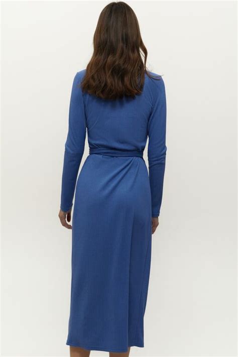 Купити Сукня на затин міді трикотажна в рубчик денім міді колір синій матеріал трикотаж