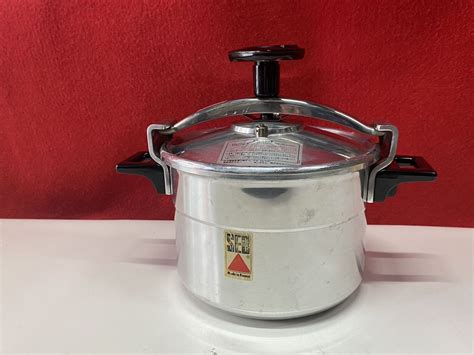 Yahooオークション セブ Seb アルミ 圧力鍋 6l 調理器具 動作ok（10