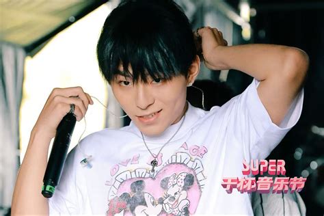 【干杯音乐节】朱恩池zgodz《午餐后的无聊人生》 朱恩池zgodz 朱恩池zgodz 哔哩哔哩视频