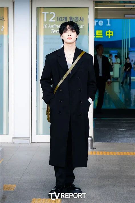 밀라노 패션위크 참석차 출국하는 스키즈 아이엔 팬플러스 커뮤니티