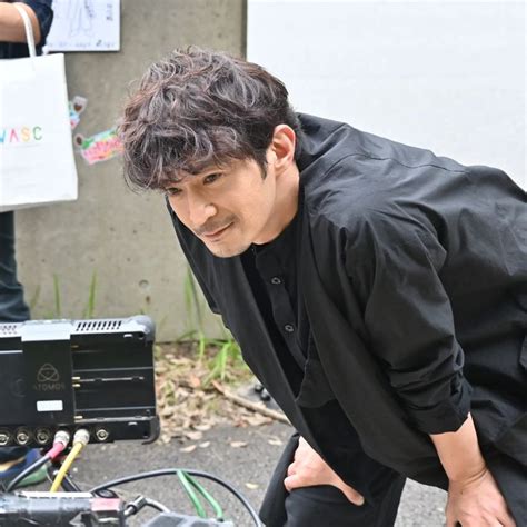 「fotos」おしゃれまとめの人気アイデア｜pinterest｜martha Wilczek【2025】 津田健次郎 メンズ ヘアスタイル 俳優