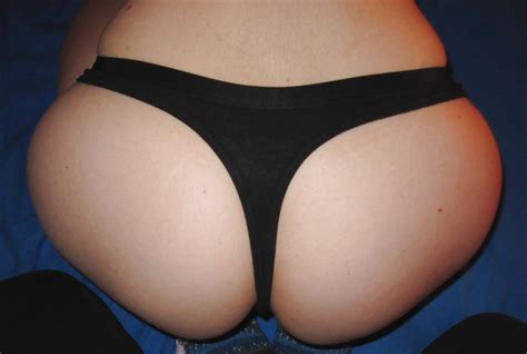 Salope String 2 Photos Porno Photos Xxx Images Sexe 26391 Pictoa