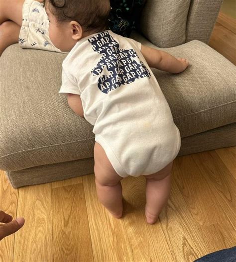 生後6か月の赤ちゃんが見せた「隠されていた実力」をとらえたxポストに思わず二度見 3ページ目 Limo くらしとお金の経済メディア