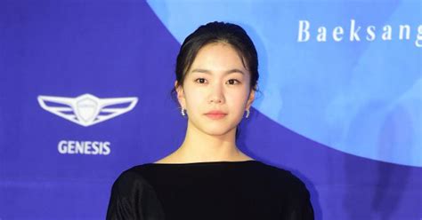 [포토] 이설 블랙의 단아함 돋보여