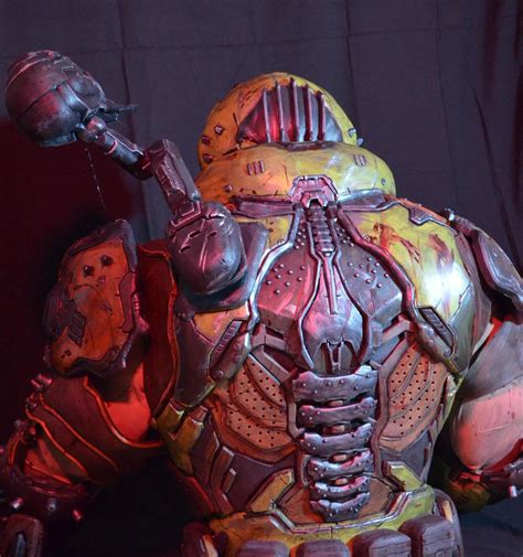 Diretamente Do Inferno Cosplay De Doom Slayer Está Pronto Pro Combate