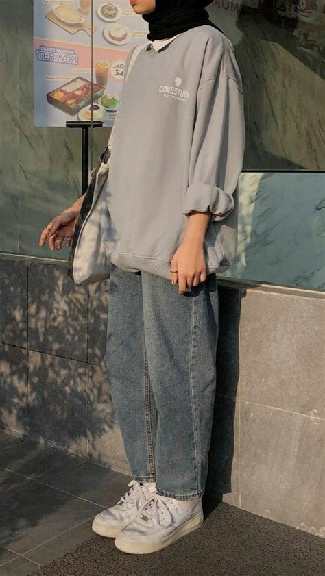 Pin By Yiona 555 On مرات الحفظ السريع Muslim Outfits Casual Hijab