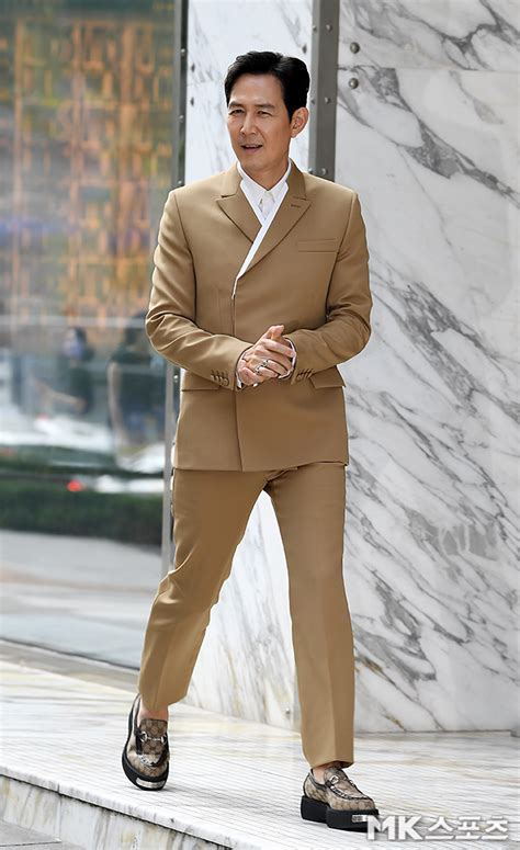 이정재 ‘명품 워킹 Mk포토 Mk스포츠