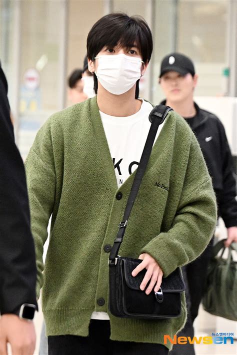 Txt 태현 ‘눈만 보여도 훈훈 포토엔hd 손에 잡히는 뉴스 눈에 보이는 뉴스 뉴스엔
