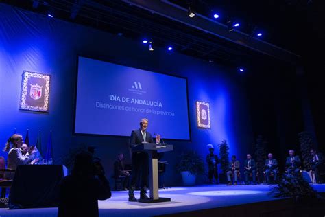 La Diputación Premia Con Las ‘m De Málaga A La Fundación César Ramírez