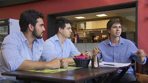 Vídeo Pesquisa mostra dificuldade de se abrir uma empresa no DF DF2 G1