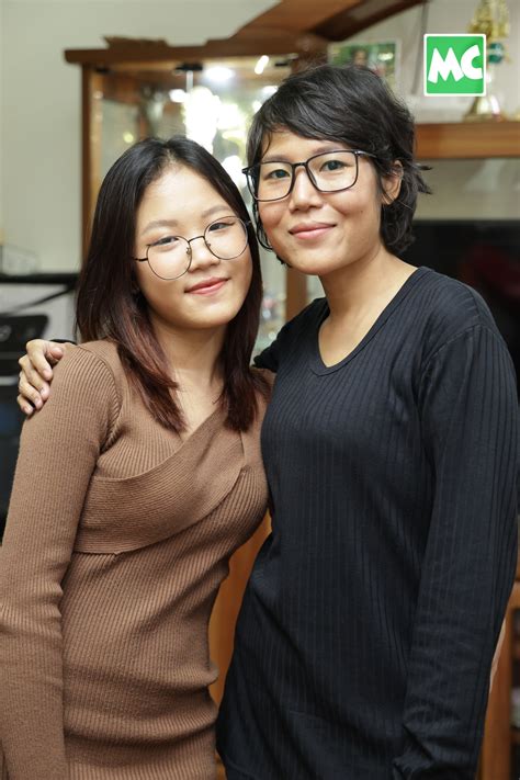 မြန်မာပြည် သိန်းတန် ရဲ့ ဂီတမျိုးဆက် ပုလဲဖြူစင်ဖွေး