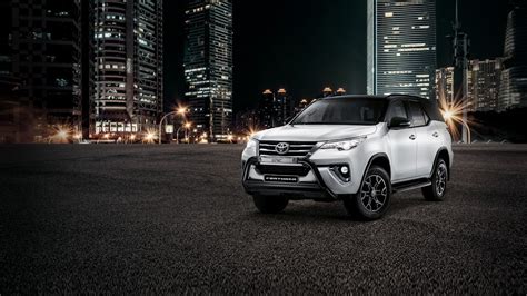 Toyota Fortuner Gets Epic