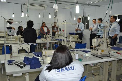 Qualifica Do Senai Tem 28 Salas De Aula Móveis Na Capital Dourados