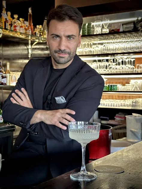 La Pizzeria Sotto Al Vesuvio Che è Pure Un Grande Cockail Bar Gambero Rosso