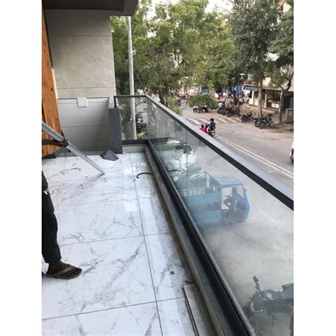 Black 12 Mm Aluminium Glass Railing At Best Price In Indore New