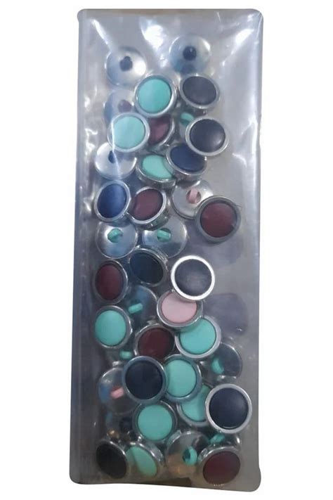 Round Double Fitting Garment Button At Rs 1 5 Piece In New Delhi Id