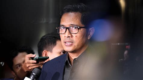 Dicegah Ke Luar Negeri Febri Diansyah Klaim Advokat Yang Baik Nasional