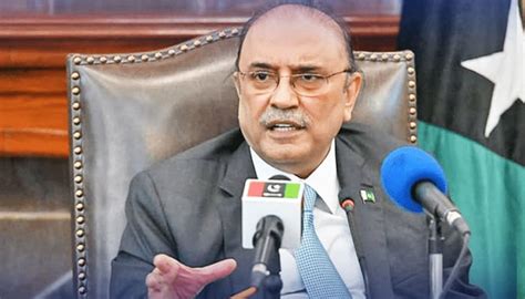 Zardari Accuses Imran Khan For Adding Afghans To The Voter Rolls