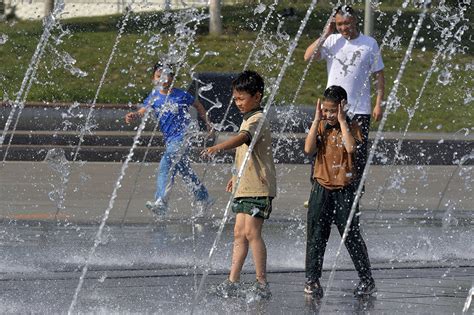 北方高温将持续至14日 河北河南等局地超40℃ 搜狐大视野 搜狐新闻