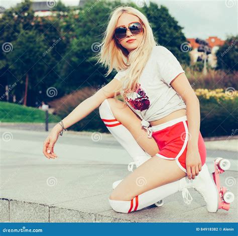 A Stunner Summer Closeup Portrait Of Young Happy Woman Posing In A