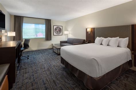 Ramada By Wyndham Spokane Airport Spokane Wa Hotels