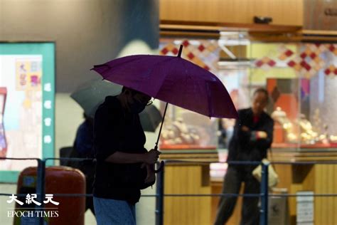 天文台下午發出今年首個黃雨警告 大埔一度落冰雹｜大紀元時報 香港｜獨立敢言的良心媒體