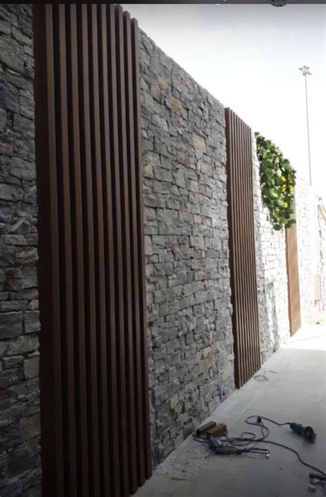 Pin By Haylee Buckle On 2024 Reno House Fence Design Cladding Design