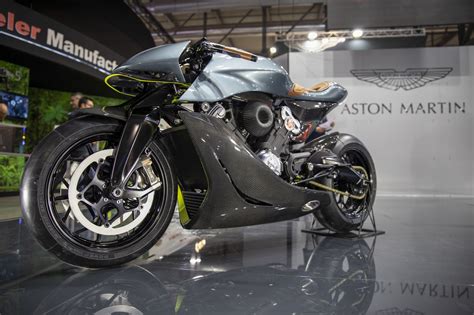 See Glas Journalist Aston Martin Bike Erneut Einfügen Metallleitung Das
