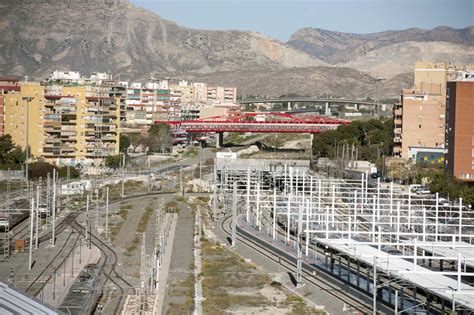 Nuevo compromiso sin fechas para la retirada de la vía de la vagoneta