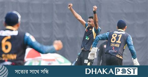 বিপিএলের উদ্বোধনী ম্যাচেই শরিফুলের হ্যাটট্রিক