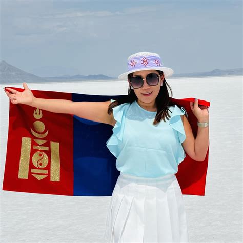 Хуян хөөрөх ба Тархины цусан хангамжийн дутагдал Тархийг тэжээлээр хангаж байдаг хүзүүний ар