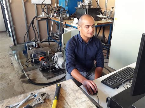 La Escuela de Ingeniería Mecánica culmina el año con una alta productividad en investigación