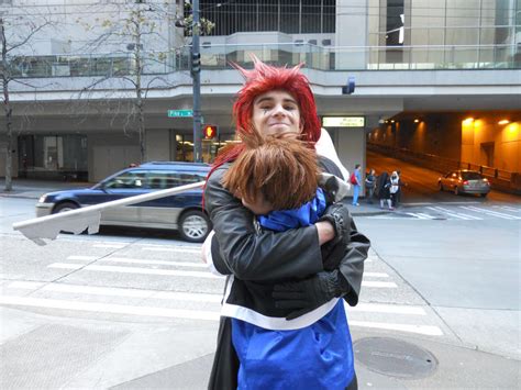 Axel Hugging Sora By 2bewd2 On Deviantart