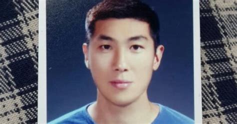 차두리 증명사진 공개긴 머리뽀얀 피부 로봇설 탈피