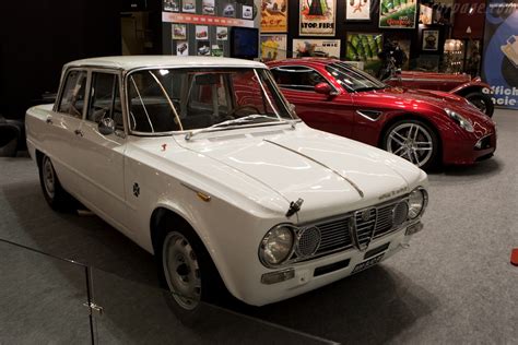 Alfa Romeo Giulia Ti Super 2010 Retromobile