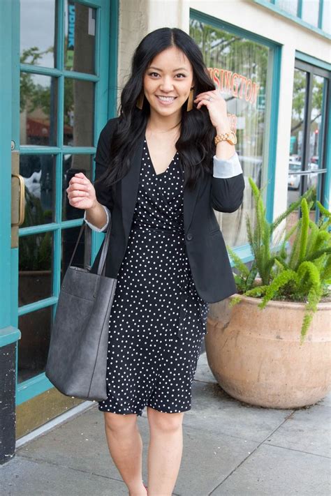 Three Go To Business Casual Outfit Formulas Business Casual Outfits