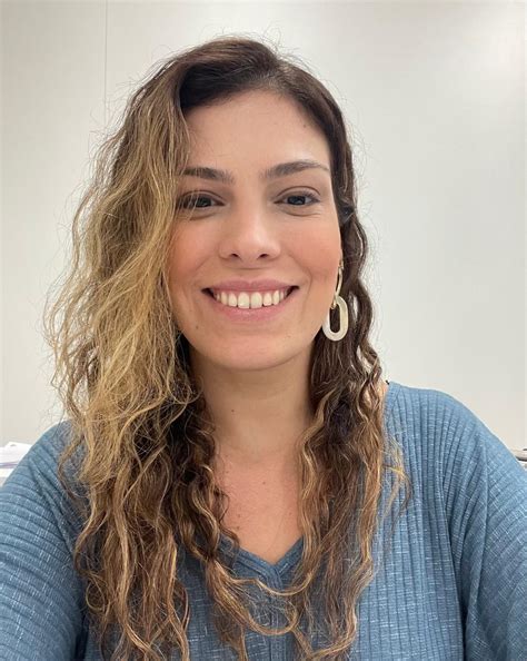 Sis Worldwide Beatriz Piffer