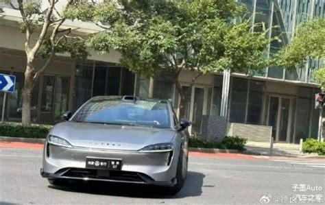 智界s7实车路试，华为系首款轿车，月底正式发布车家号发现车生活汽车之家