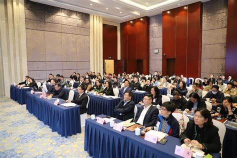 民进四川省委会、成都市委会联合召开全国两会精神传达会澎湃号·政务澎湃新闻 The Paper