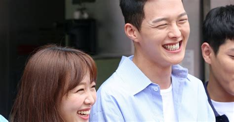 진기주 장기용 팬심 녹이는 환한 미소 이리와 안아줘