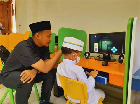 Global Islamic School 2 Serpong Asyiknya Belajar Di Kelas Ict Pgk