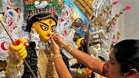 Navratri 2023 When Is Maha Ashtami Know History Significance Shubh