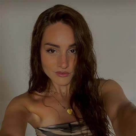 Lau Lauri Ds • Threads Say More