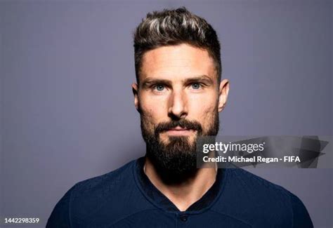 Olivier Giroud Poses Photos And Premium High Res Pictures Getty Images