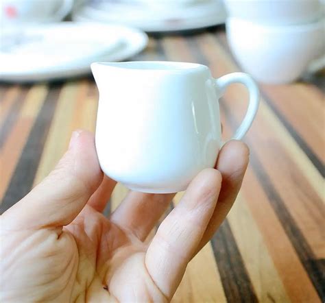 메추라기 6 온스 대리석 세라믹 크리머 골든 트림 밀크 용기 푸 얼러 투수 용기 도자기 커피 크리머 머그잔밀크 저그 Aliexpress