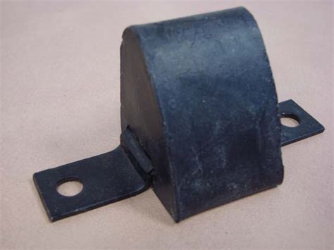 P 3019B Lower Arm Bumper Bracket For 1957 1958 Ford Passenger Cars