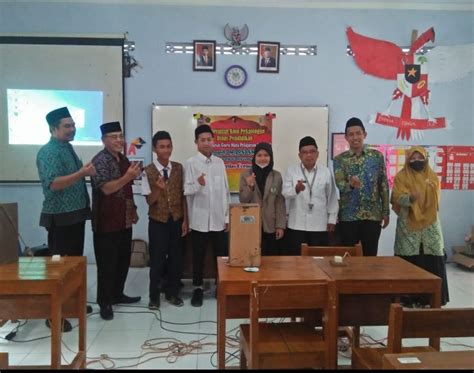Buka Kelas Baru Semi Ponpes Radar Pekalongan Id